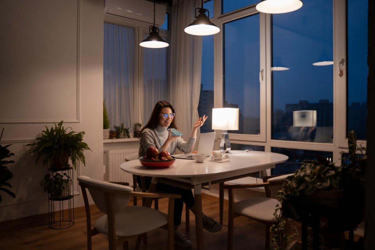 Warm Light vs Cool Light: How To Choose The Perfect Lighting