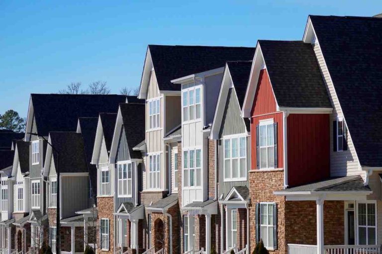 Key Difference Between Row House and Villa Explained